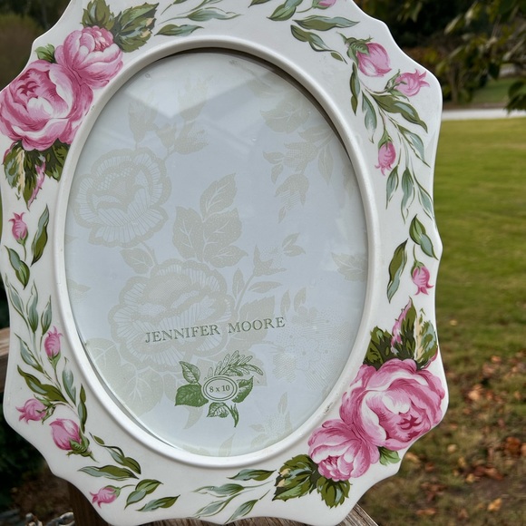 Jennifer Moore | Accents | Vintage Cottage Core Jennifer Moore 8x ...